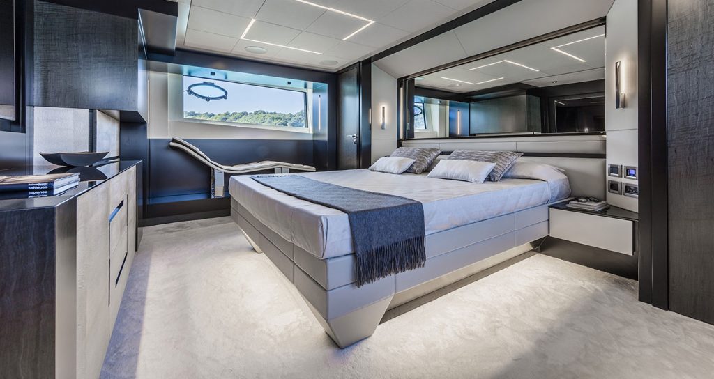 Pershing P9X - Poltrona Frau ME